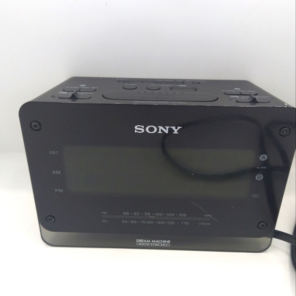 Sony | Portable Audio & Video | Sony Dream Machine Large Display ...